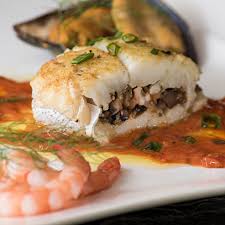 How to make a hake stuffed with prawns. – SeaFoodTasty